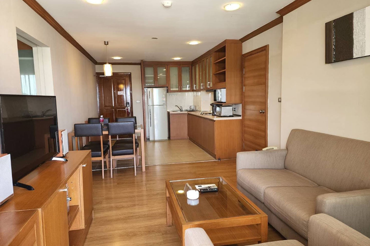 Hotel in Sriracha - Pacific Park Hotel Sriracha features modern ...