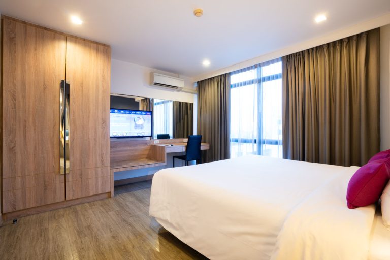 Pacific Park Hotel Sriracha - Located in Sriracha District in the heart ...